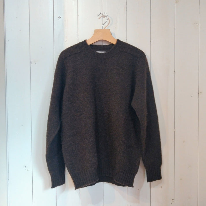 MOGI × JAMIESON'S / BROWN SHAGGY SWEATER