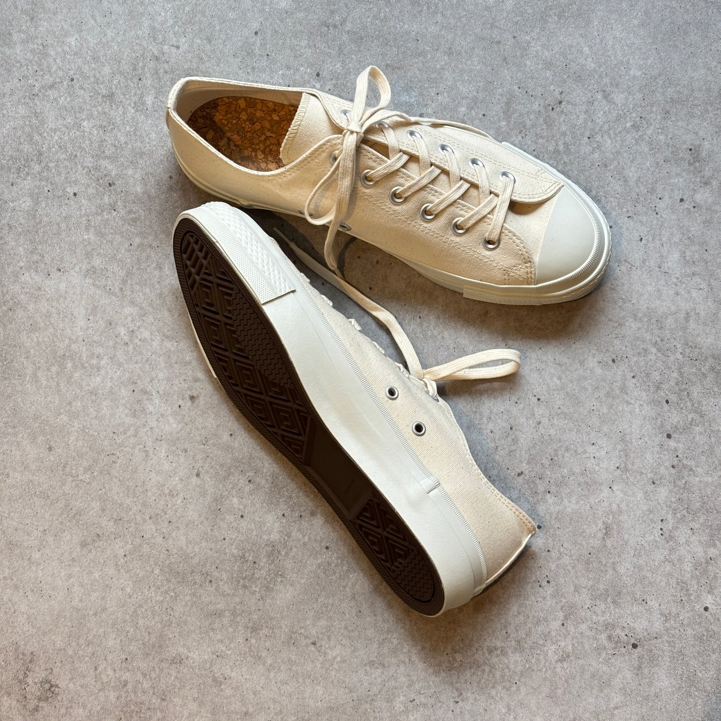 DOEK BASKETスニーカー – MOGI