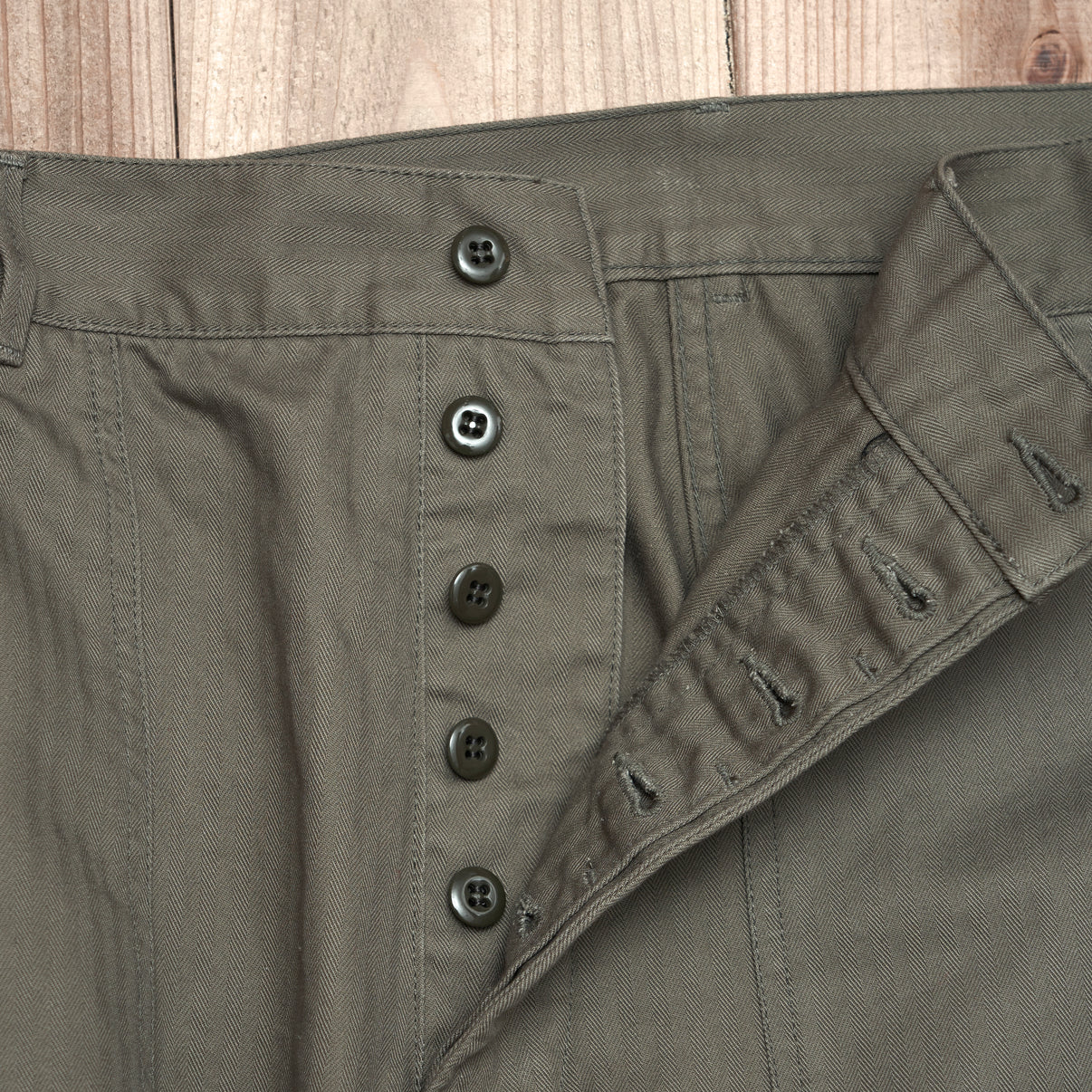 MOGI × NECESSARY or UNNECESSARY / 別注MOGI 40’s US Fatigue Pants